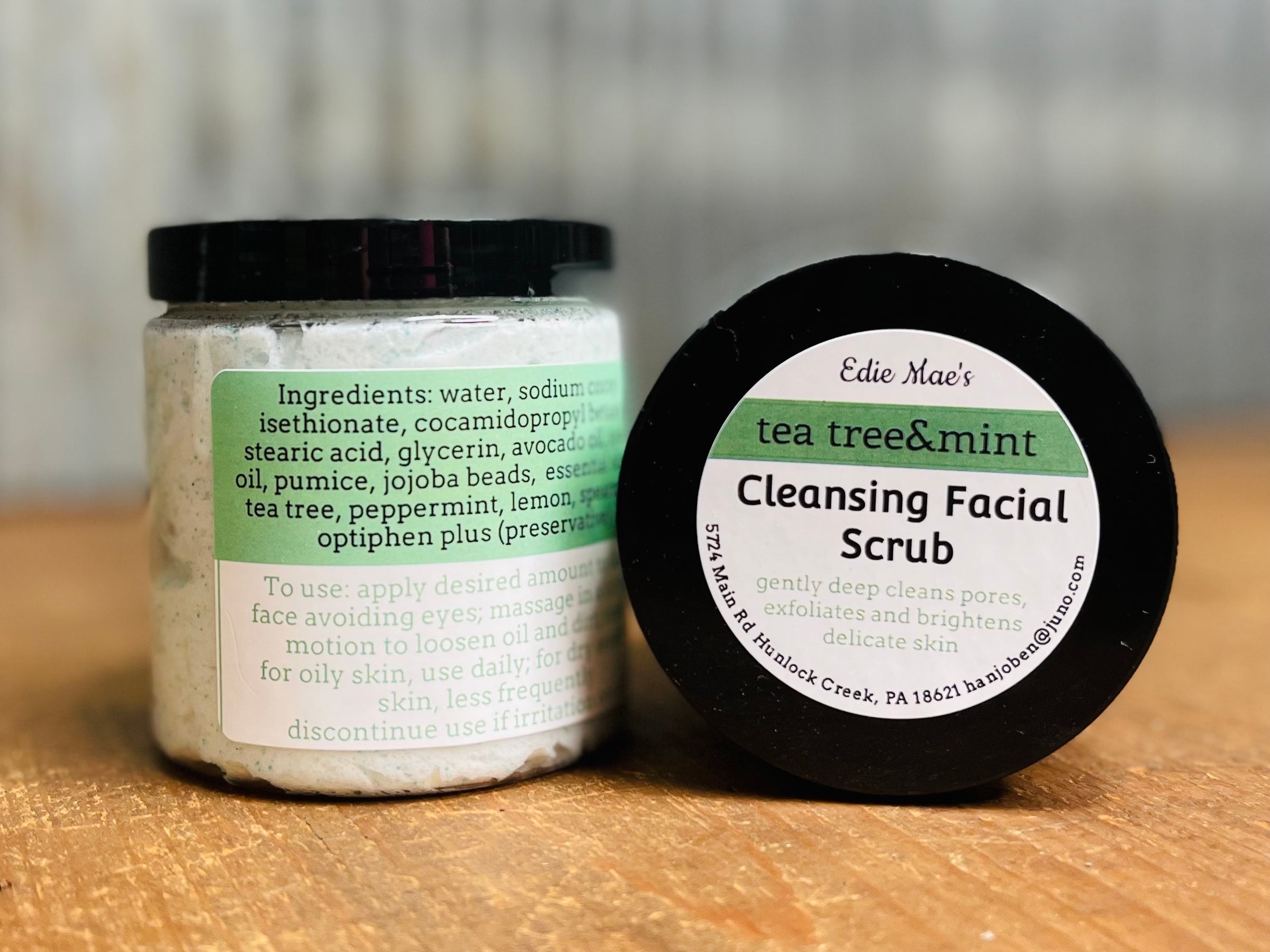 Cleansing Facial Scrub - Tea Tree + Mint